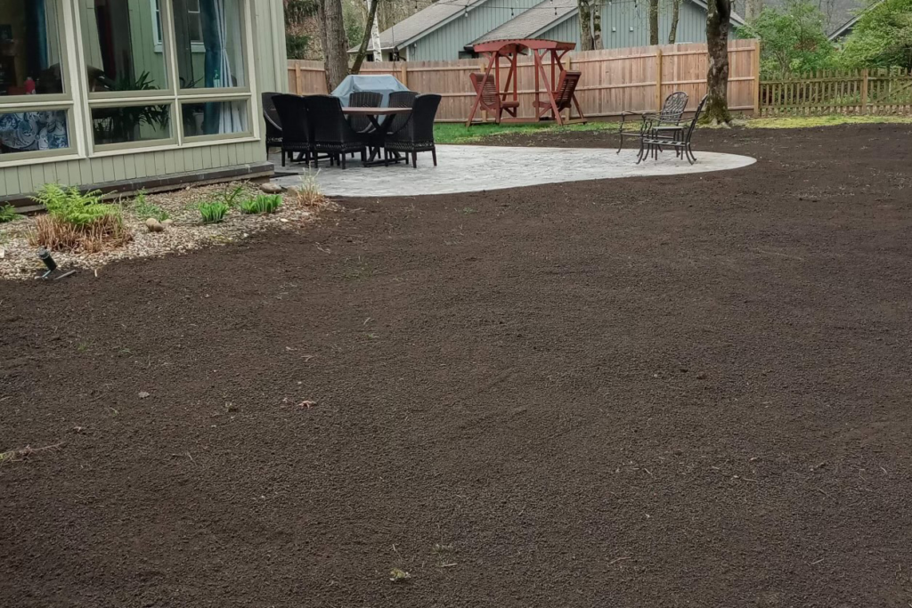 Premium Topsoil | Topsoil Plus | Lush Gardens | TJ BarkMulch